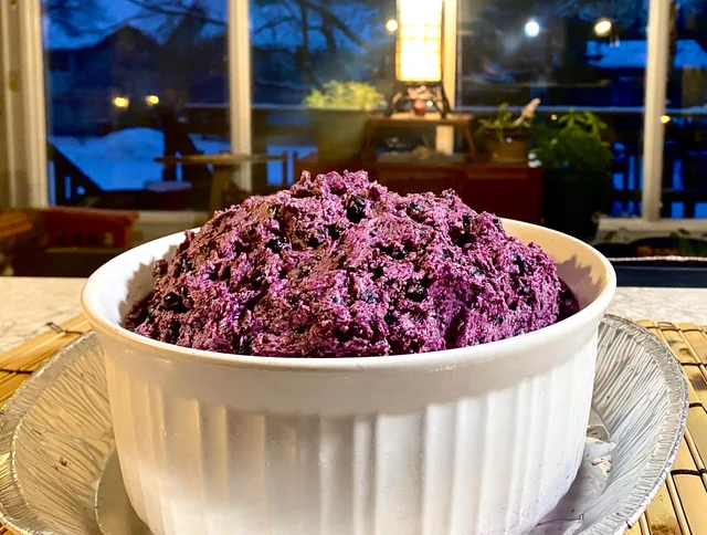 How To Make Eskimo Ice Cream, A Rare Arctic Dessert